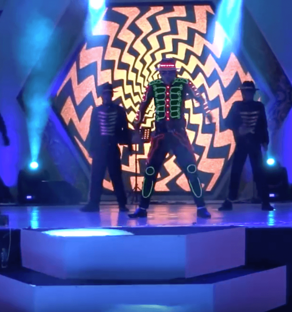 LED light Dance show Michael Jackson - Streets United