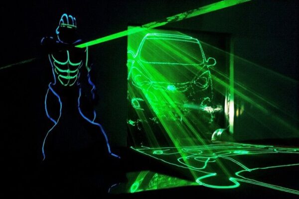 Projection mapping for magic shows – Streets United